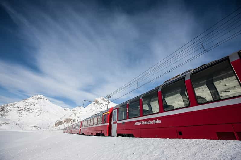 Schweiz: schweiziskt allt-i-ett-resekort | GetYourGuide
