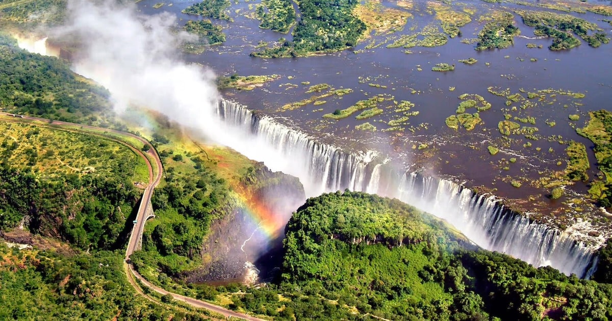 Victoria Falls: Guided Walking Tour with Birdwatching | GetYourGuide