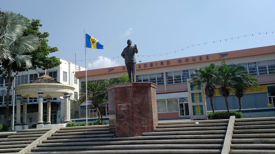 Visita guiada a pie por la historia de una ciudad - Bridgetown ...