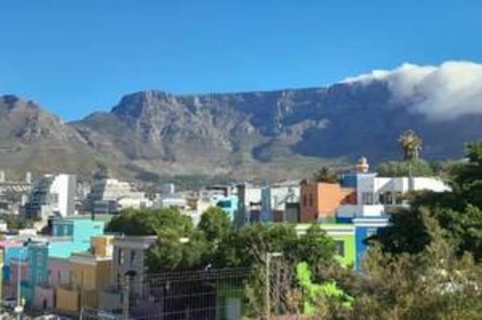 Bo-Kaap community Walking tour and City of Cape Town | GetYourGuide