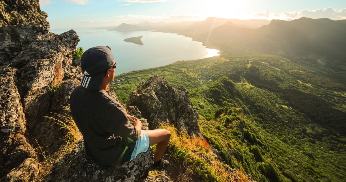 Maurice : Randonnée et ascension guidée du Morne au lever du soleil ...