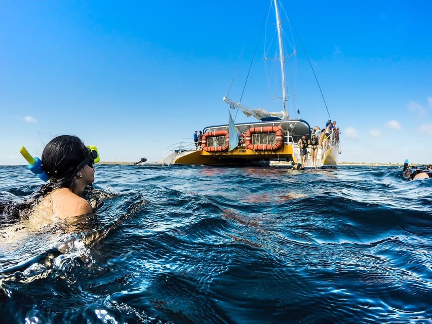 Aruba: Boat Trip with Snorkeling and Open Bar | GetYourGuide