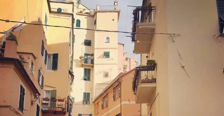 Genoa: Discover the secrets with a Storyteller | GetYourGuide