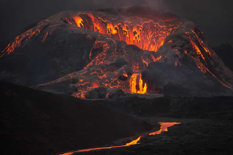 Geldingadalur: Full-Day Hike from Reykjavik | GetYourGuide
