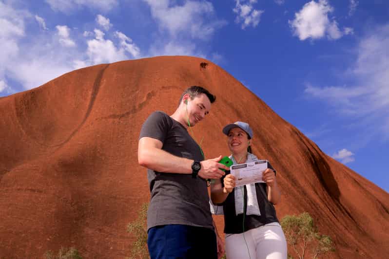 Uluru: tour guidato con audioguida | GetYourGuide