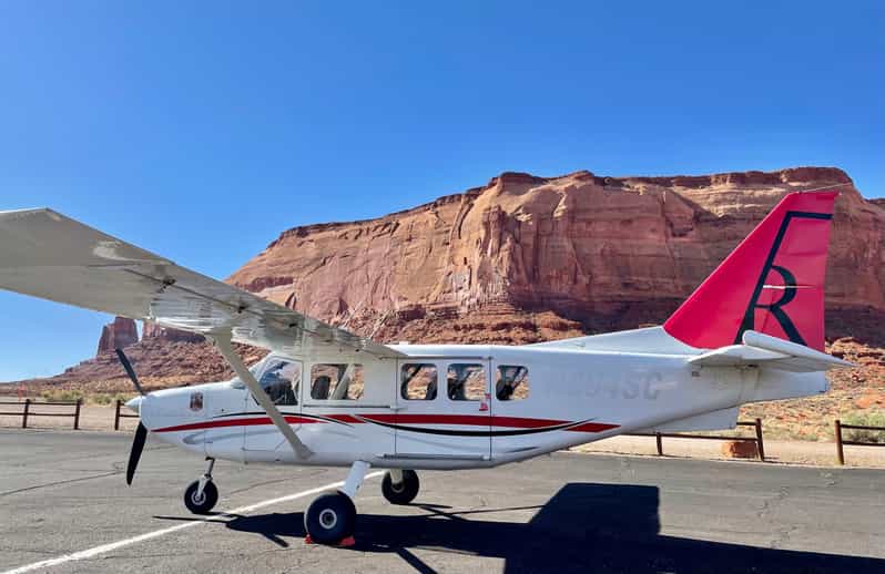 Moab: Monument Valley & Canyonlands Airplane Combo Tour | GetYourGuide