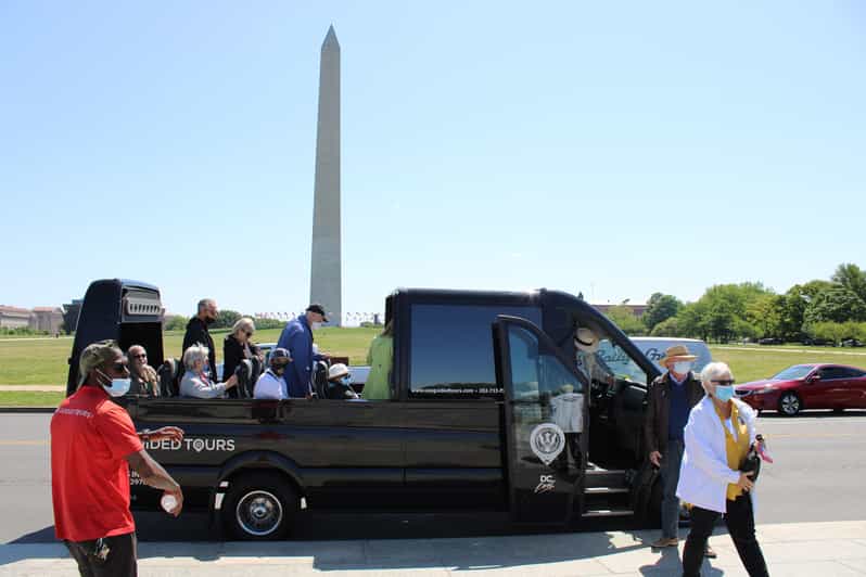 Washington DC: 6-Hour Glass-Top or Open-Top Bus Tour | GetYourGuide