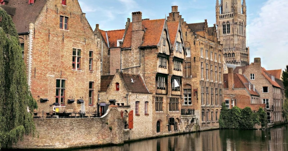 Au départ de Paris : Bruges et Gand, excursion privée d'une journée en ...