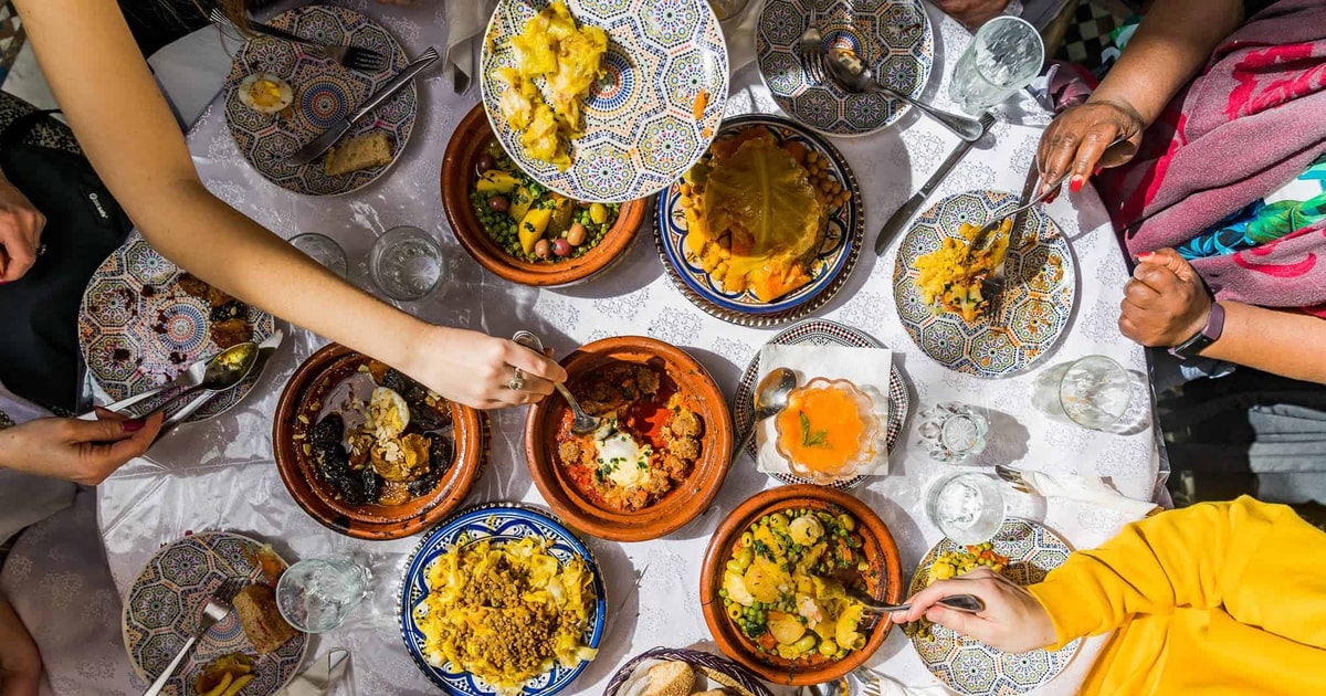 Rabat: Visita guiada a pie para descubrir la gastronomía local ...
