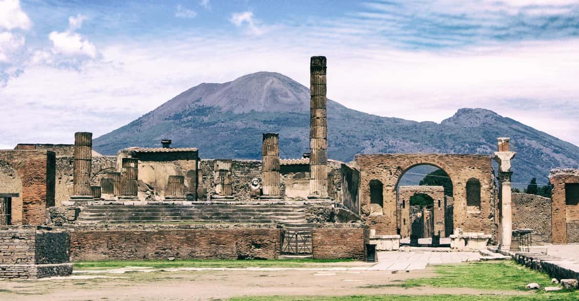 Pompeya: visita guiada y almuerzo | GetYourGuide
