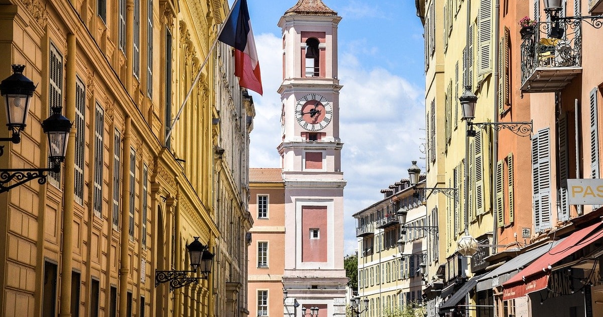 Mentone: Tour guidato a piedi | GetYourGuide