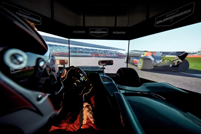 Berlin: Formel-1-Simulator | GetYourGuide