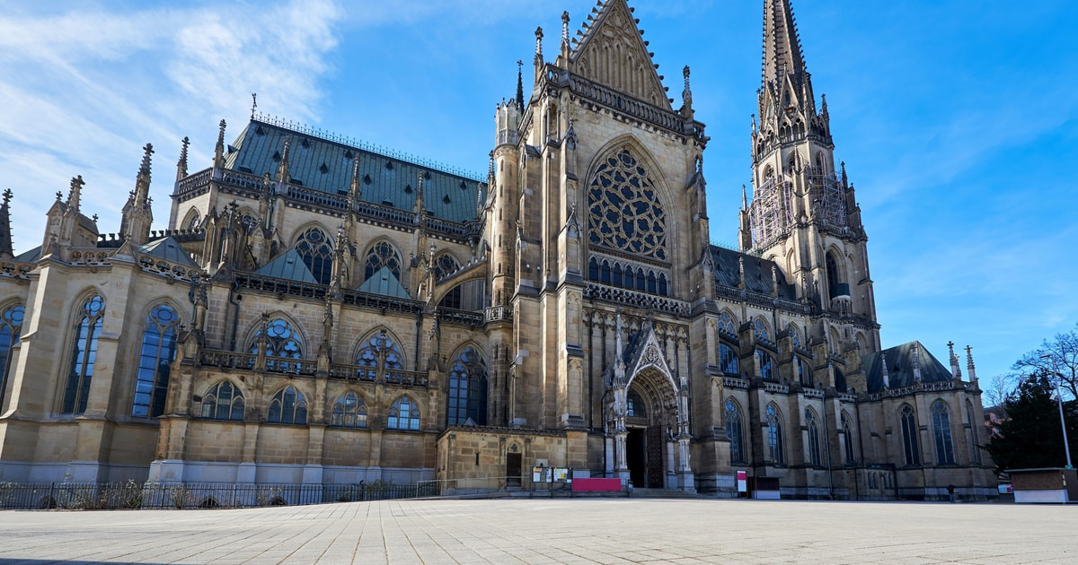 Linz Old Town Private Walking Tour and Cruise | GetYourGuide