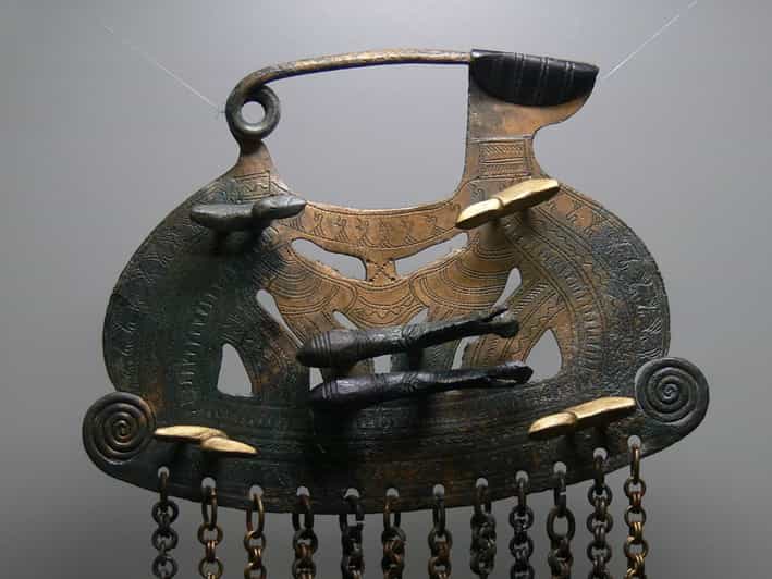 Linz: Castle Museum and Old Town Highlights Private Tour | GetYourGuide