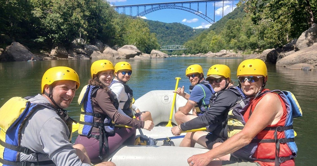 Hico, WV: Raften op de Lower New River, dagtour met lunch | GetYourGuide