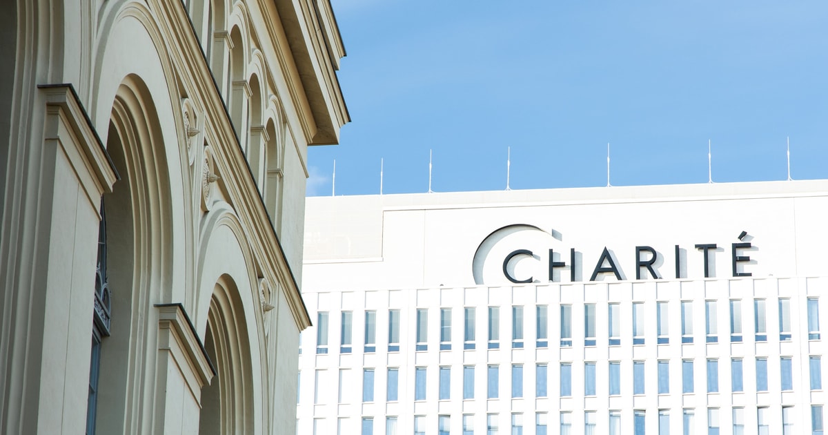 Berlin: Walking Tour Charité | GetYourGuide