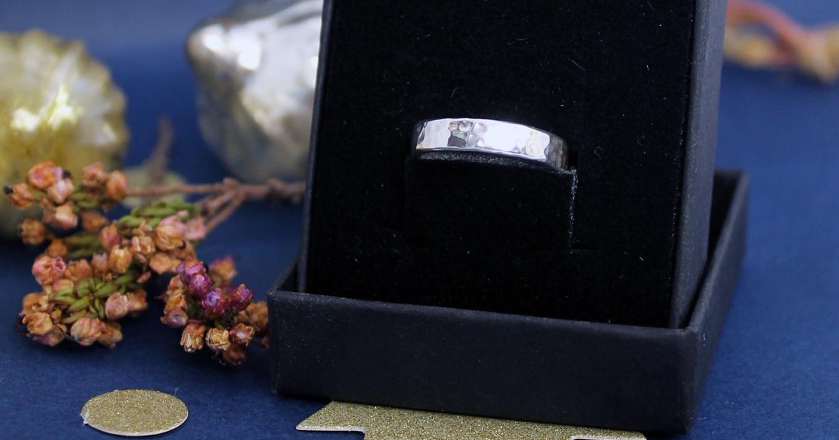 Dublin: Forge a Silver Ring Christmas Workshop | GetYourGuide