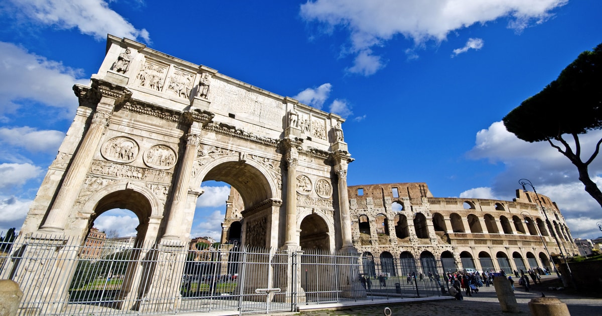 Rome: Hop-on-hop-off-bustour & rondleiding door het Colosseum ...