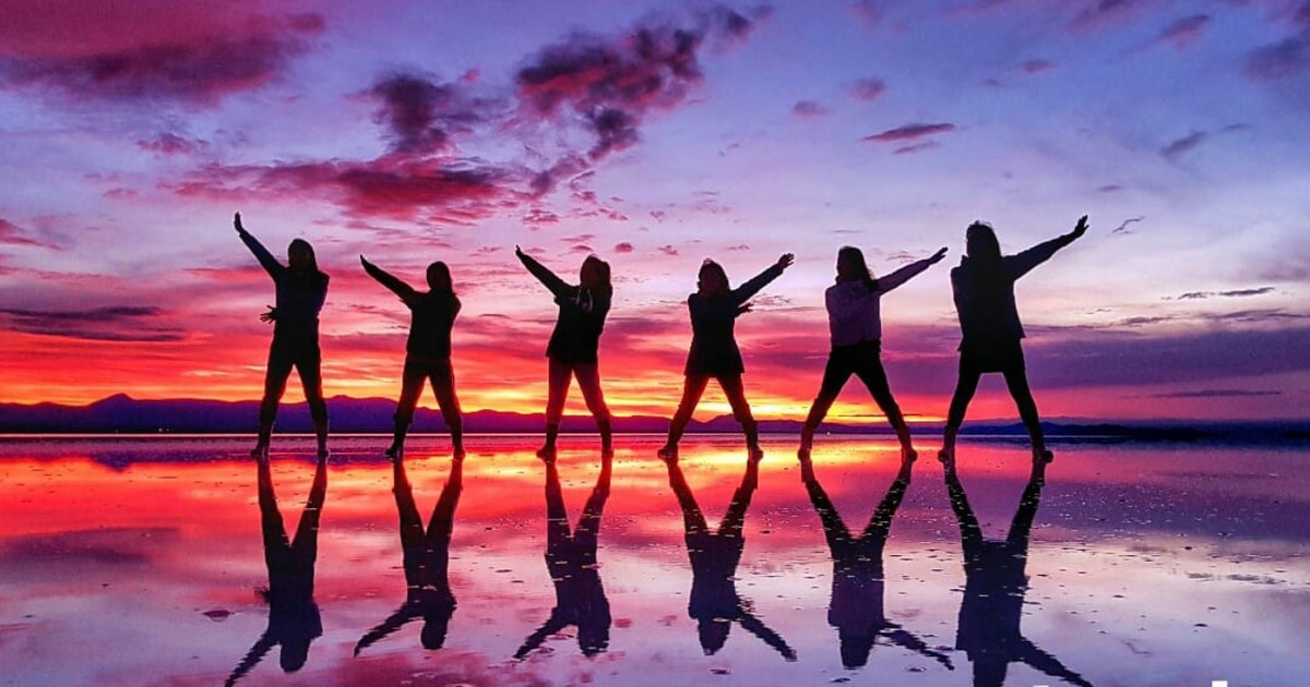 SOLNISKO UYUNI: ZACHÓD SŁOŃCA I ŚWIATŁO GWIAZD | GetYourGuide