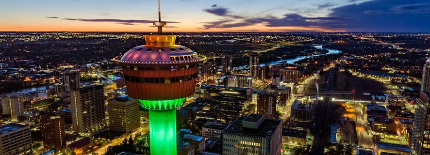 Calgary Tower, Calgary - Reserva de entradas y tours | GetYourGuide
