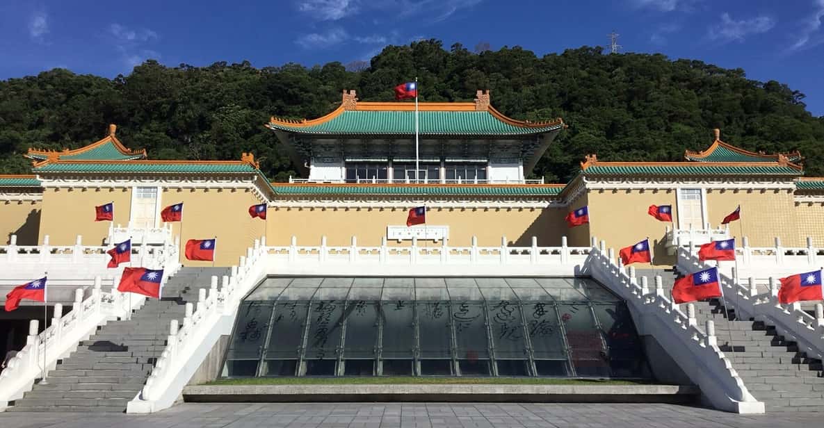 Taipei: Classic Landmarks Day Tour | GetYourGuide
