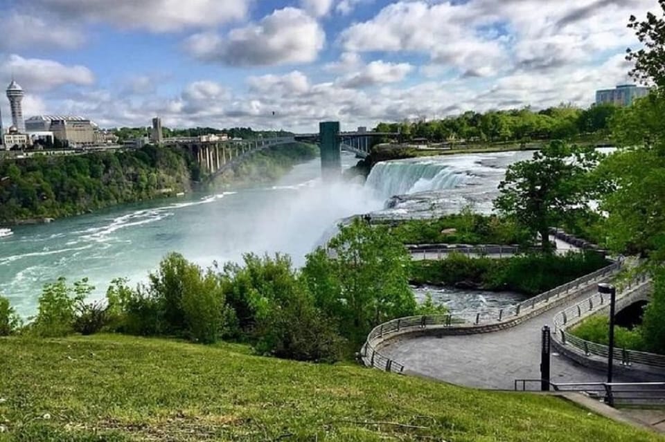 Niagara USA: Waterfalls Guided Tour | GetYourGuide
