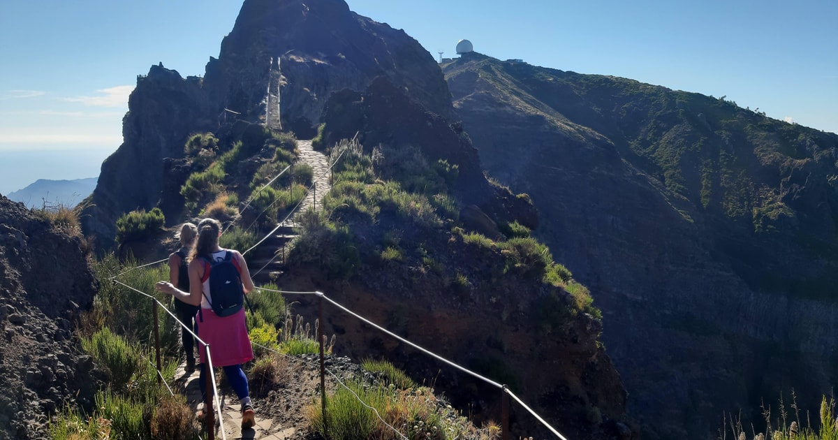 Madeira: Privat guidet vandretur fra Pico Areeiro til Pico Ruivo PR1 ...