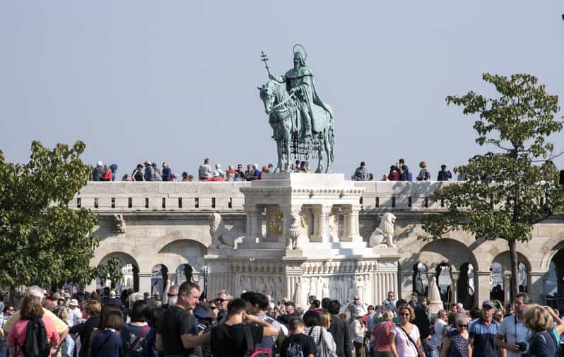 Budapesta: Buda Walking Tour | GetYourGuide
