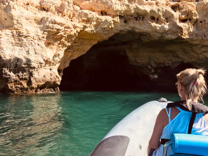 Portimão: Peștera Benagil, turul cu barca rapidă pe plaja Marinha ...