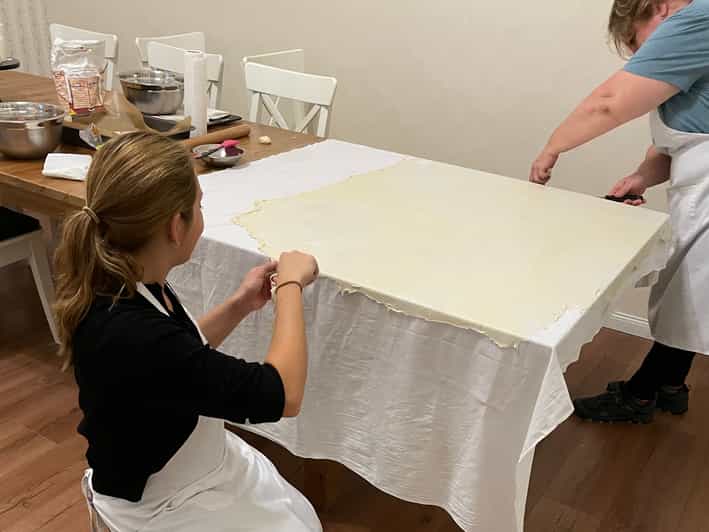 Βουδαπέστη: Hands-On Strudel Making Class | GetYourGuide