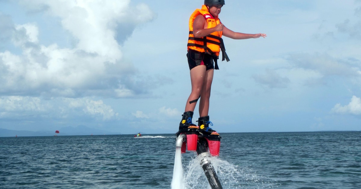 Bali: Experiencia deportiva acuática con Fly Board en la playa de Nusa ...