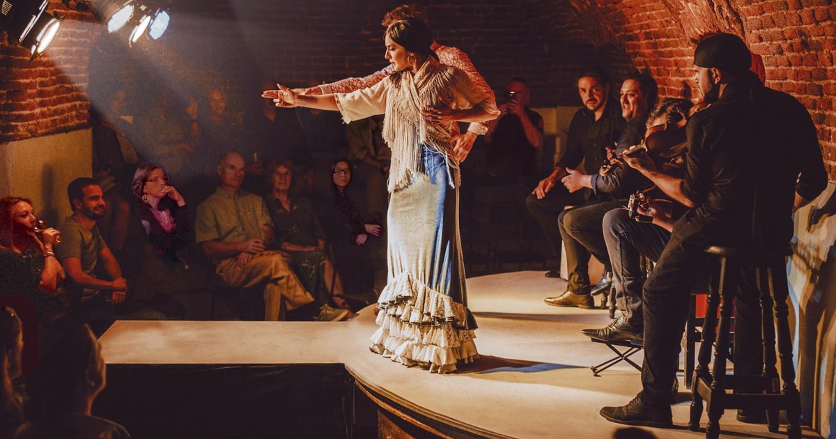Madrid: Essential Flamenco Show Entry Ticket with Drink | GetYourGuide