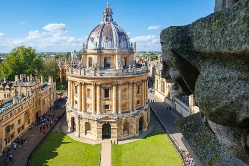 Oxford Uni: Walking Tour Led By Alumni w/ opt Christ Church | GetYourGuide