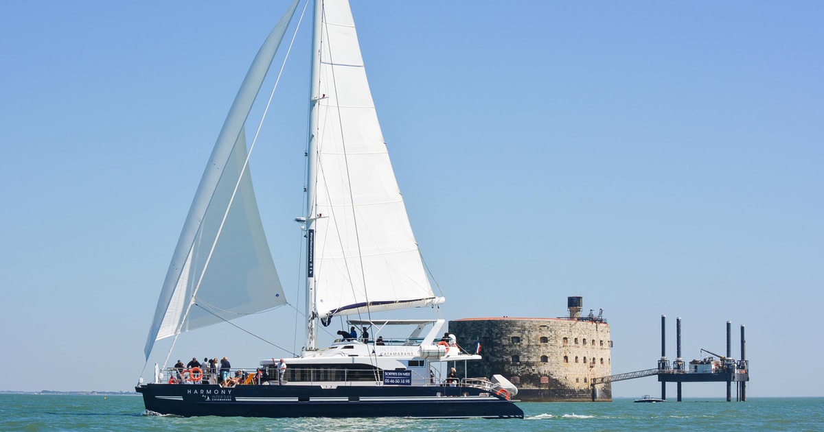 La Rochelle : Fort Boyard by sail (3h30) | GetYourGuide