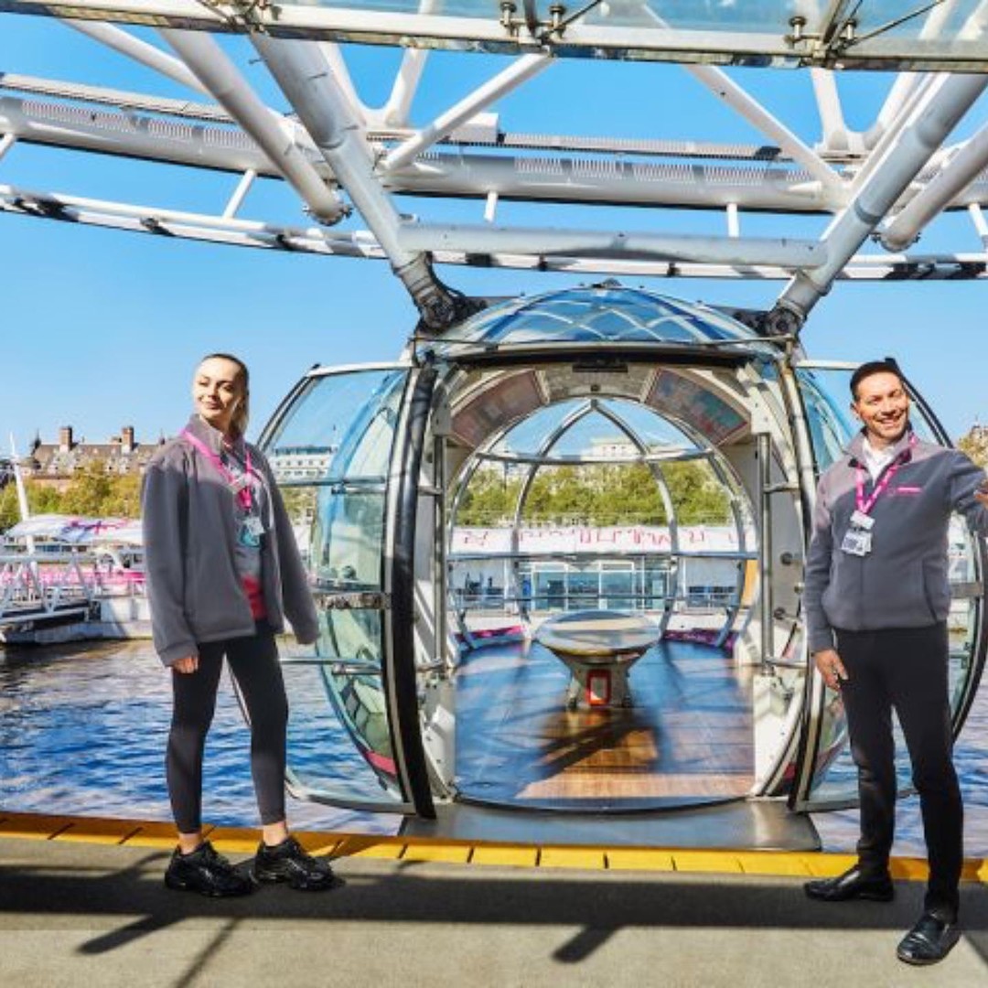 London: Top 30 Sights Walking Tour and London Eye Ride | GetYourGuide