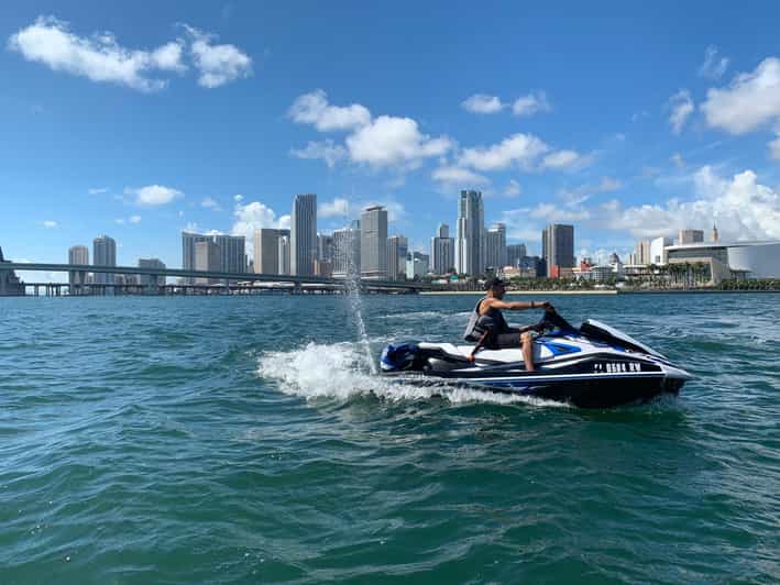 Miami: Jetski-Verleih in der Biscayne Bay mit Bootsfahrt | GetYourGuide