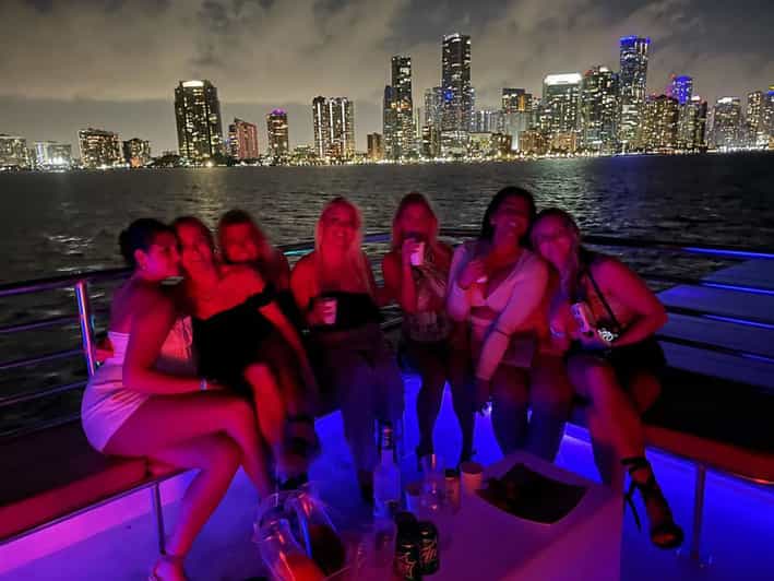 Miami: Boat Party with an Open Bar and Live DJ | GetYourGuide