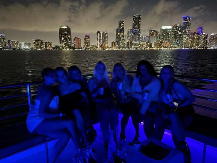 Miami: Boat Party with an Open Bar and Live DJ | GetYourGuide