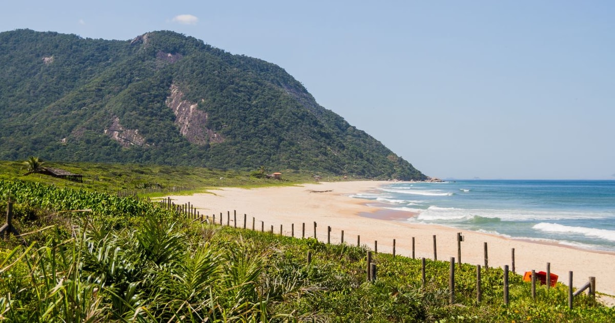 Río de Janeiro: tour a Prainha y playa Grumari | GetYourGuide