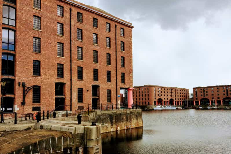 Liverpool: Self-Guided City Sightseeing Treasure Hunt | GetYourGuide