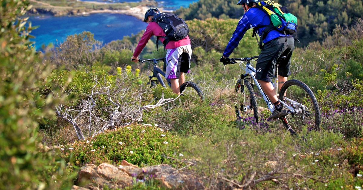 Sunset Mountain elektrische fiets Golf van Saint-Tropez | GetYourGuide