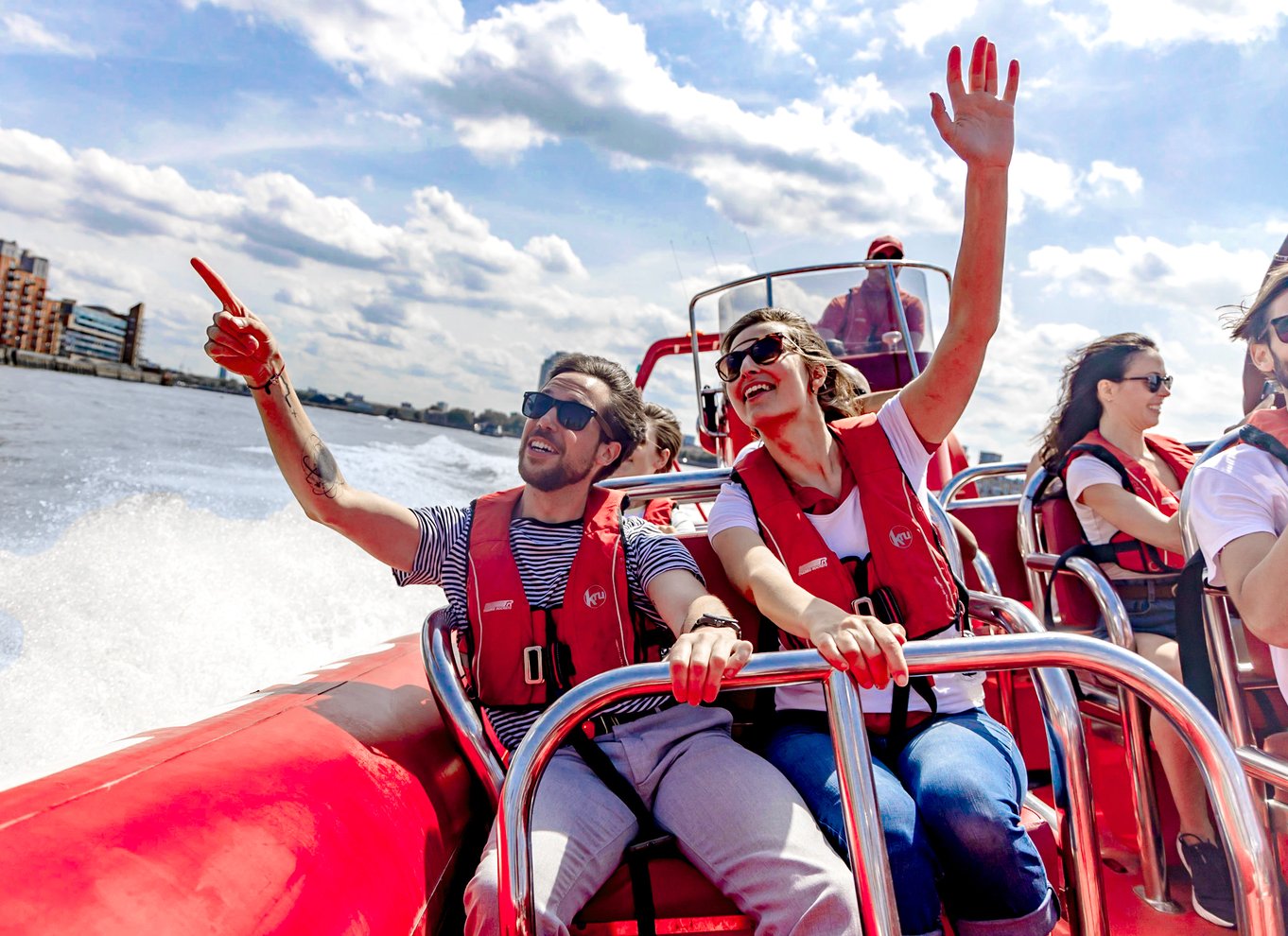 London: Break the Barrier Speed Boat Ride | London River Cruises & Boat ...
