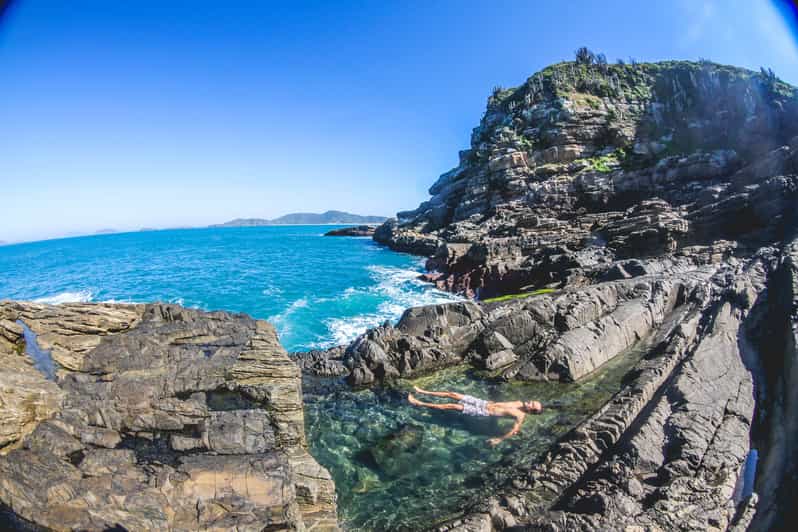 Armação dos Búzios: Walk Through the Natural Pools in Búzios | GetYourGuide