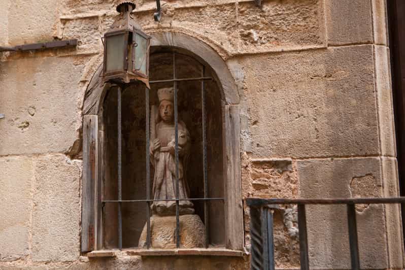 Barcelona: Jewish Quarter Walking Tour | GetYourGuide