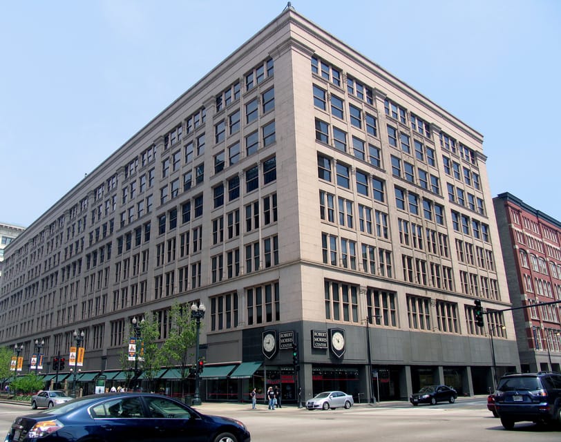 Chicago: Historic Skyscrapers Guided Walking Tour | GetYourGuide