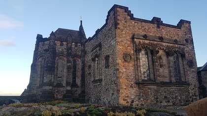 Edinburgh Castle: Guided Walking Tour with Entry Ticket | GetYourGuide