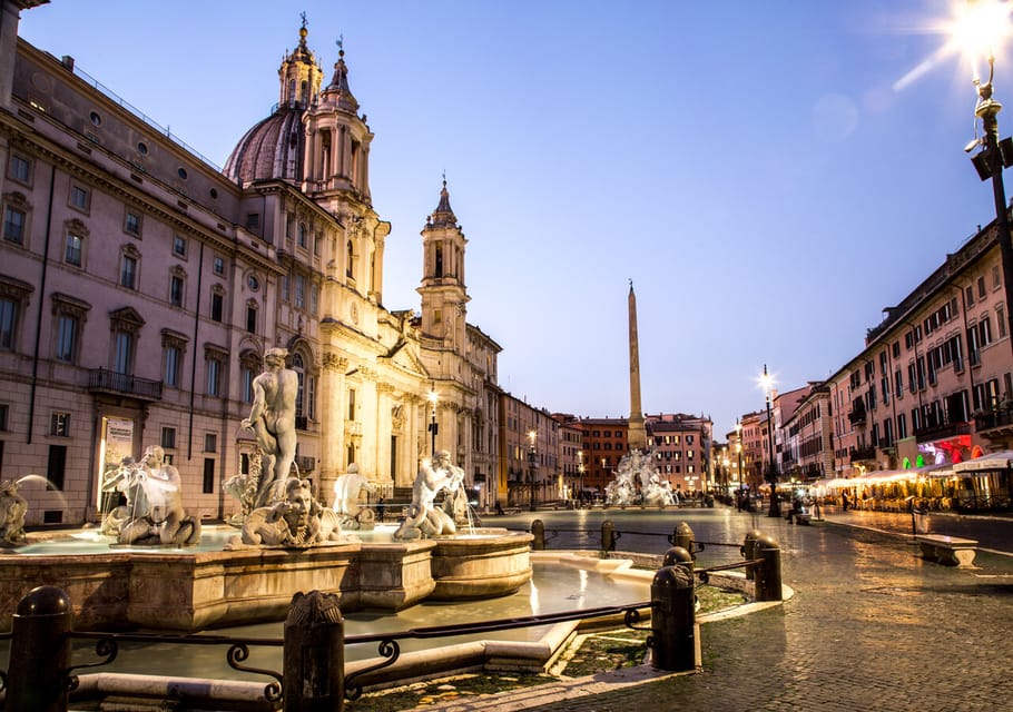 Roma: tour a piedi storico serale di Roma di notte | GetYourGuide
