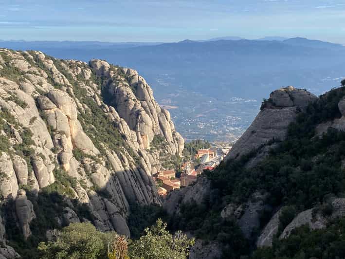Da Barcellona: escursione guidata al Parco Nazionale di Montserrat ...