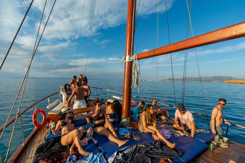 Van Athene: Aegina, Agistri en Metopi Dagcruise met lunch | GetYourGuide