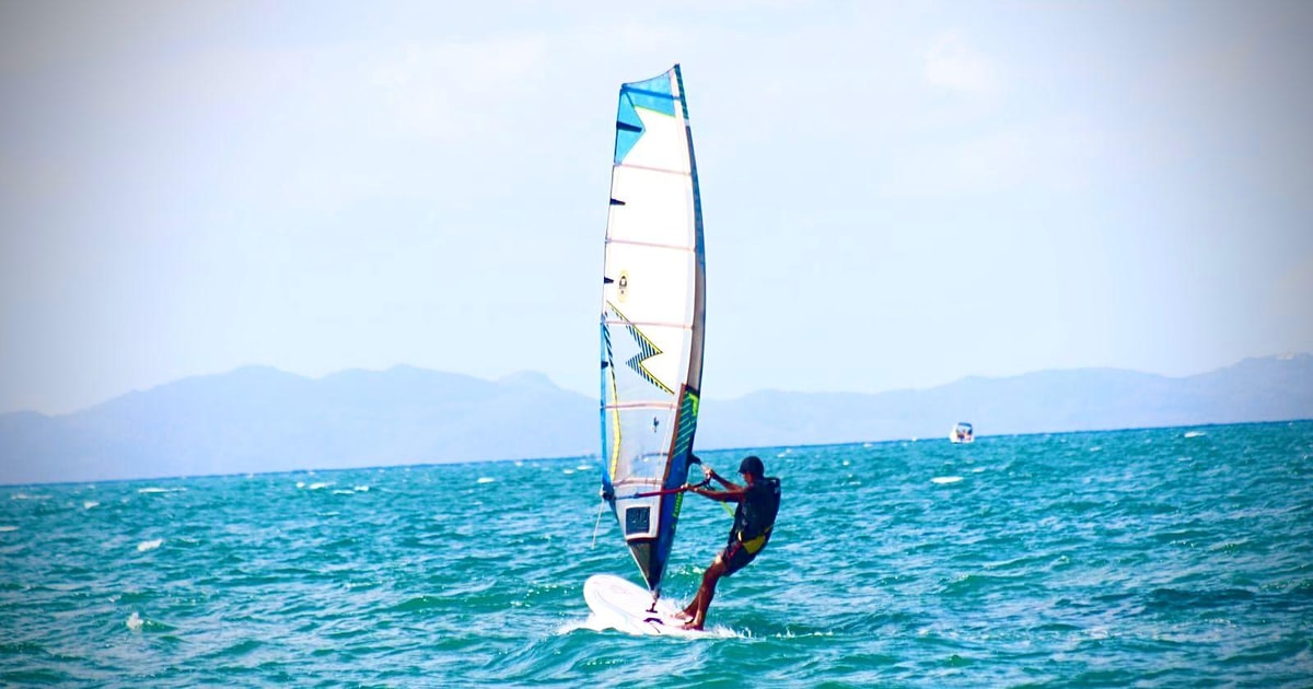 Windsurfing lesson in Florianópolis, North of the Island | GetYourGuide